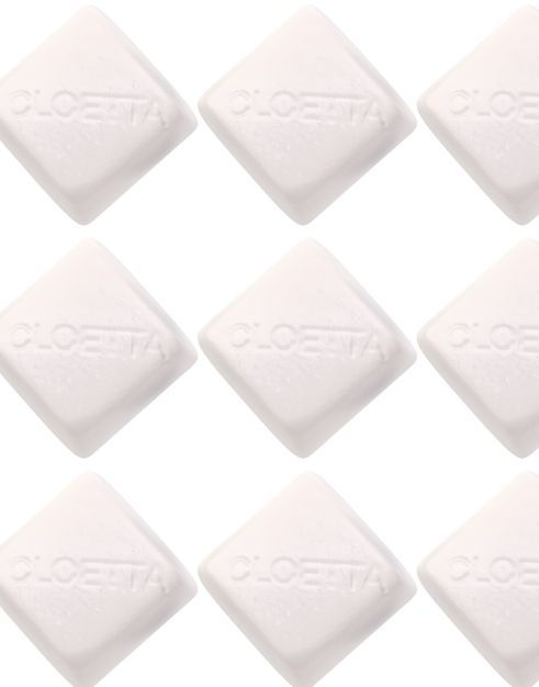 820g Cloetta Stor Boks med Skum / Hvide Puder - Se Alle Vores Slik ... 820g Cloetta Stor Boks med Skum / Hvide Puder - Se Alle Vores Slik ...