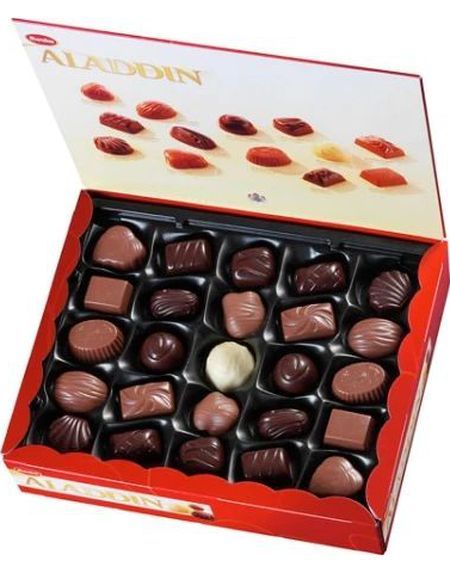 Marabou Aladdin Selected Pralines af mørk, lys og hvid chokolade 500 g ...