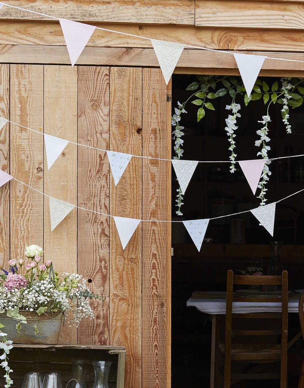 10 meter banner med blomstrende vimpelflag - Vimpler & Flag Guirlander ...
